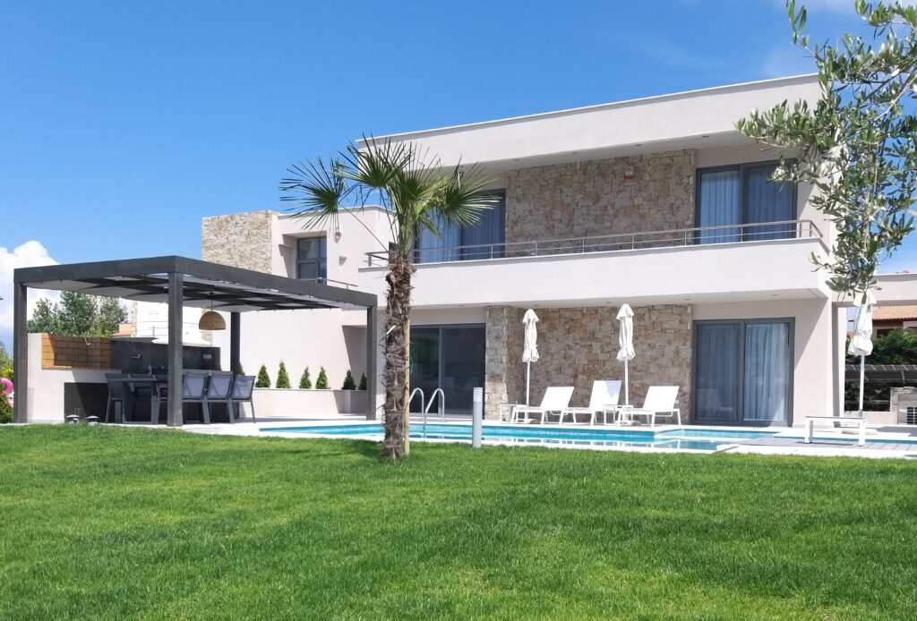 ΣΥΓΚΡΟΤΗΜΑ ΒΙΛΩΝ ΣΤΟ ΠΕΥΚΟΧΩΡΙ – INOX 3M